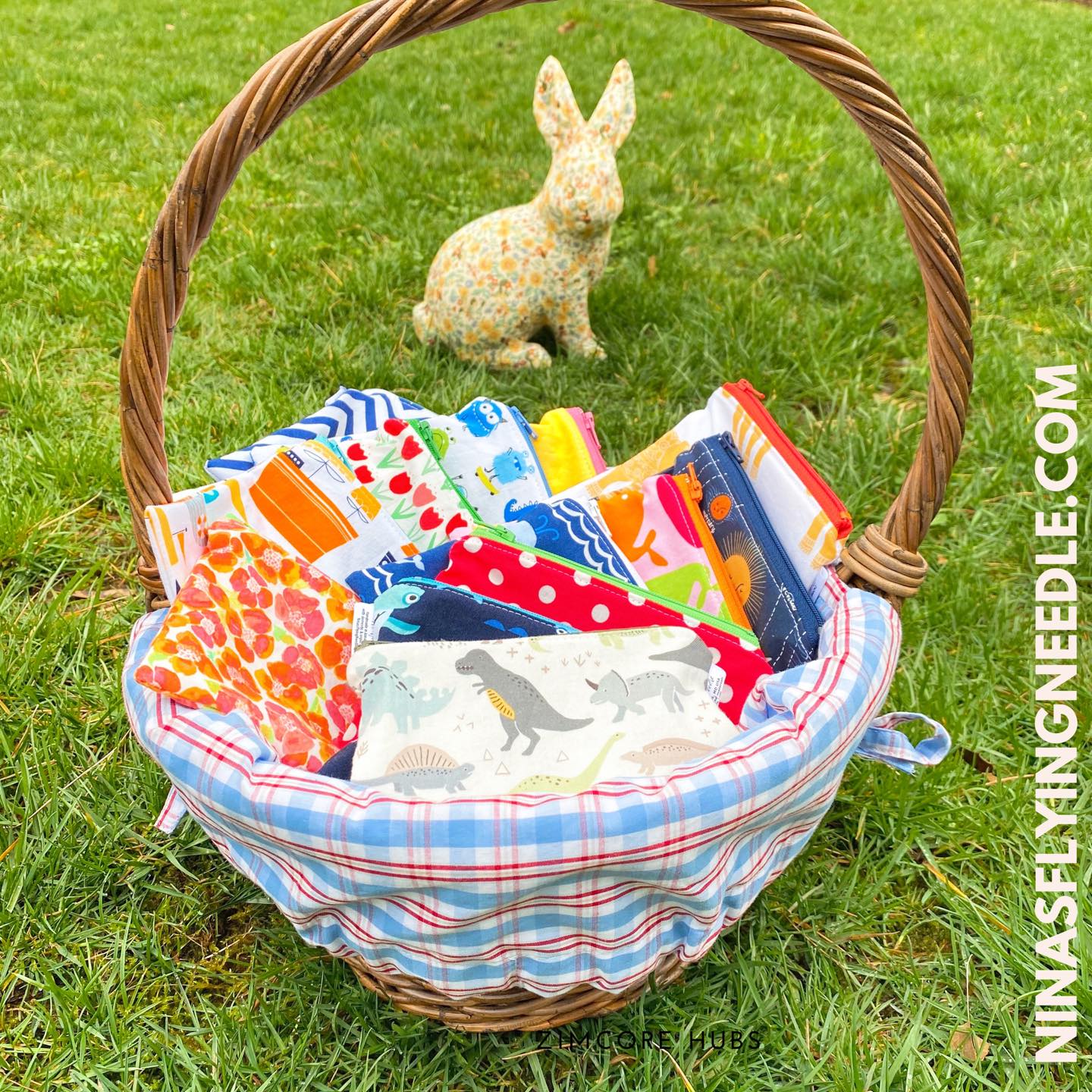 Easter – Nina's Flying Needle